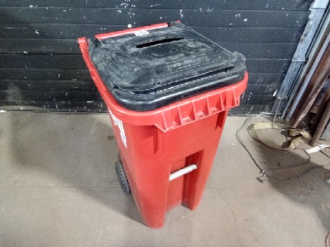 Hardware - Red Uline 35gal Trashcan - Construction Junction