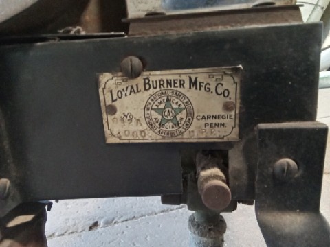 Loyal Burner Gas Floor Heater (Antique) - Construction Junction