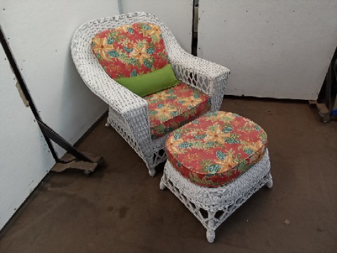 Outdoor Furniture - Wicker By Henry Link Chair And Ottoman ...