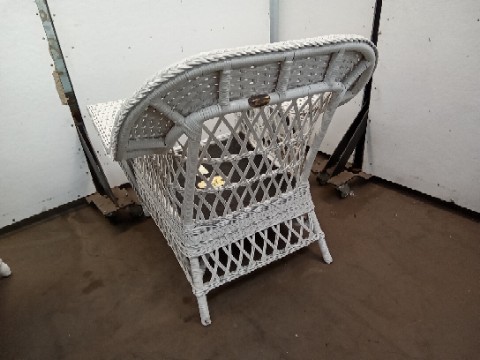 Outdoor Furniture - Wicker By Henry Link Chair And Ottoman ...