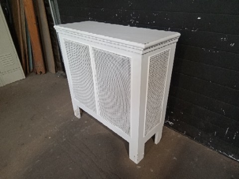 Radiator Cover - Wood W/ Lincaine Metal Mesh (Vintage) - Construction ...