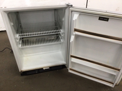 REDUCED Refrigerator Undercounter - SubZero 249RP Stainless 24IN ...