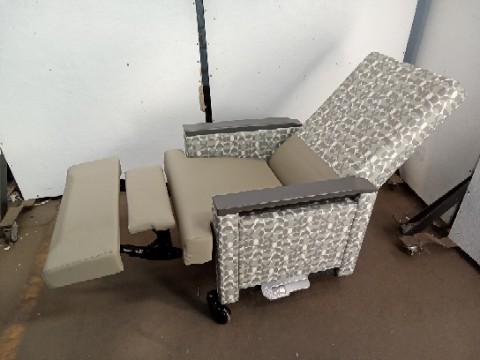 Seating Chair - Wieland Accord Medical Sleeping Recliner - Construction ...