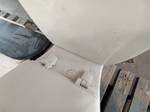 Toilet - Cream Kohler Low Flow Toilet - Construction Junction
