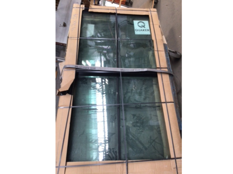 Window Double Hung - Quaker Commercial - Alumium Frame - Black ...